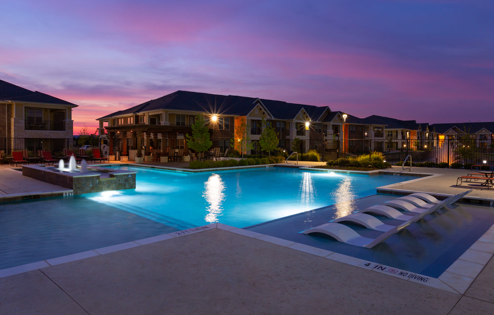 Luxury Living in Grand Prairie, TX | Enclave at Mira Lagos